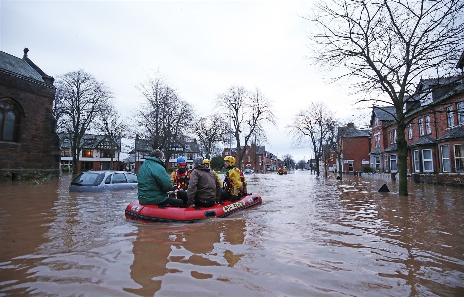 Defra review outlines £12.5m for temporary flood defences